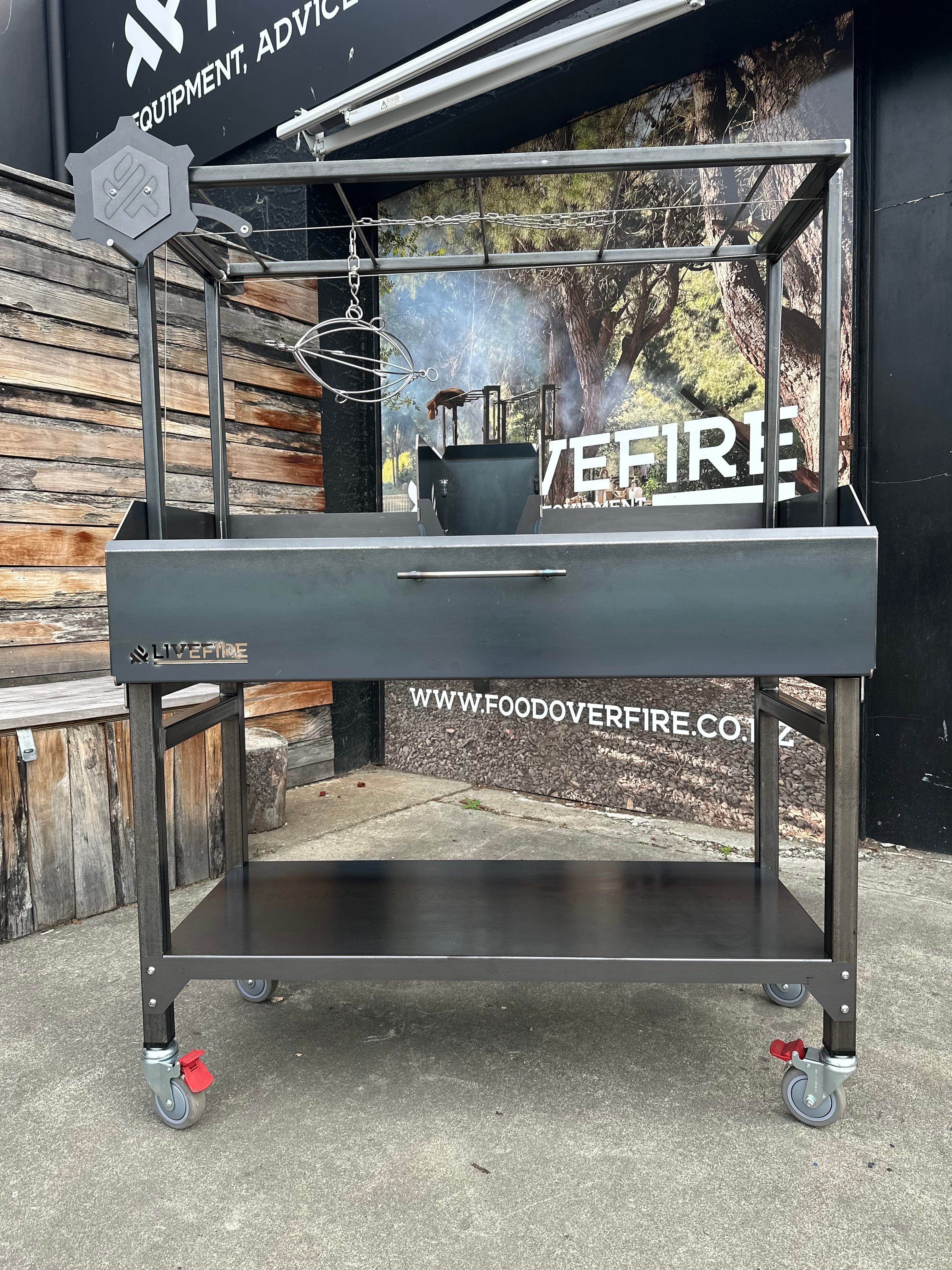 LiveFire AG1150 Solid Fuel BBQ – FOOD OVER FIRE